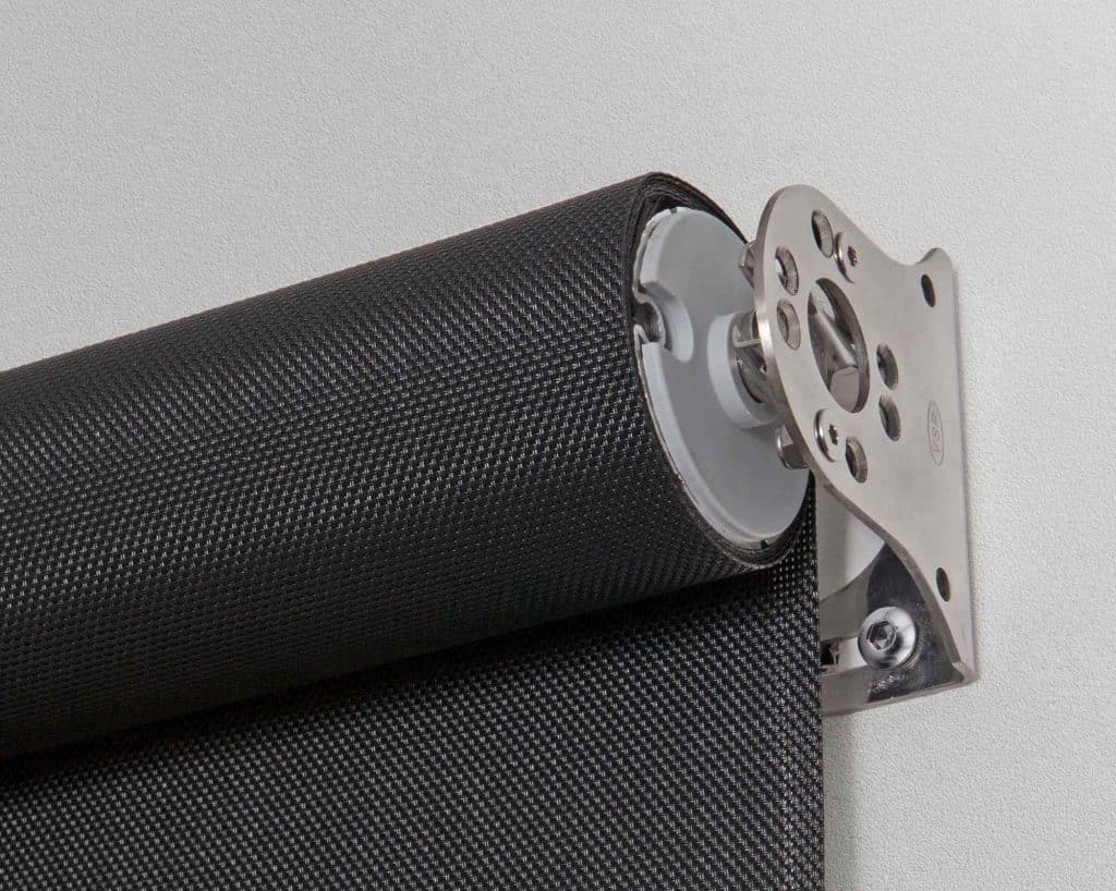 Omni Screen - Drop Down Outdoor Screens | SunGuard