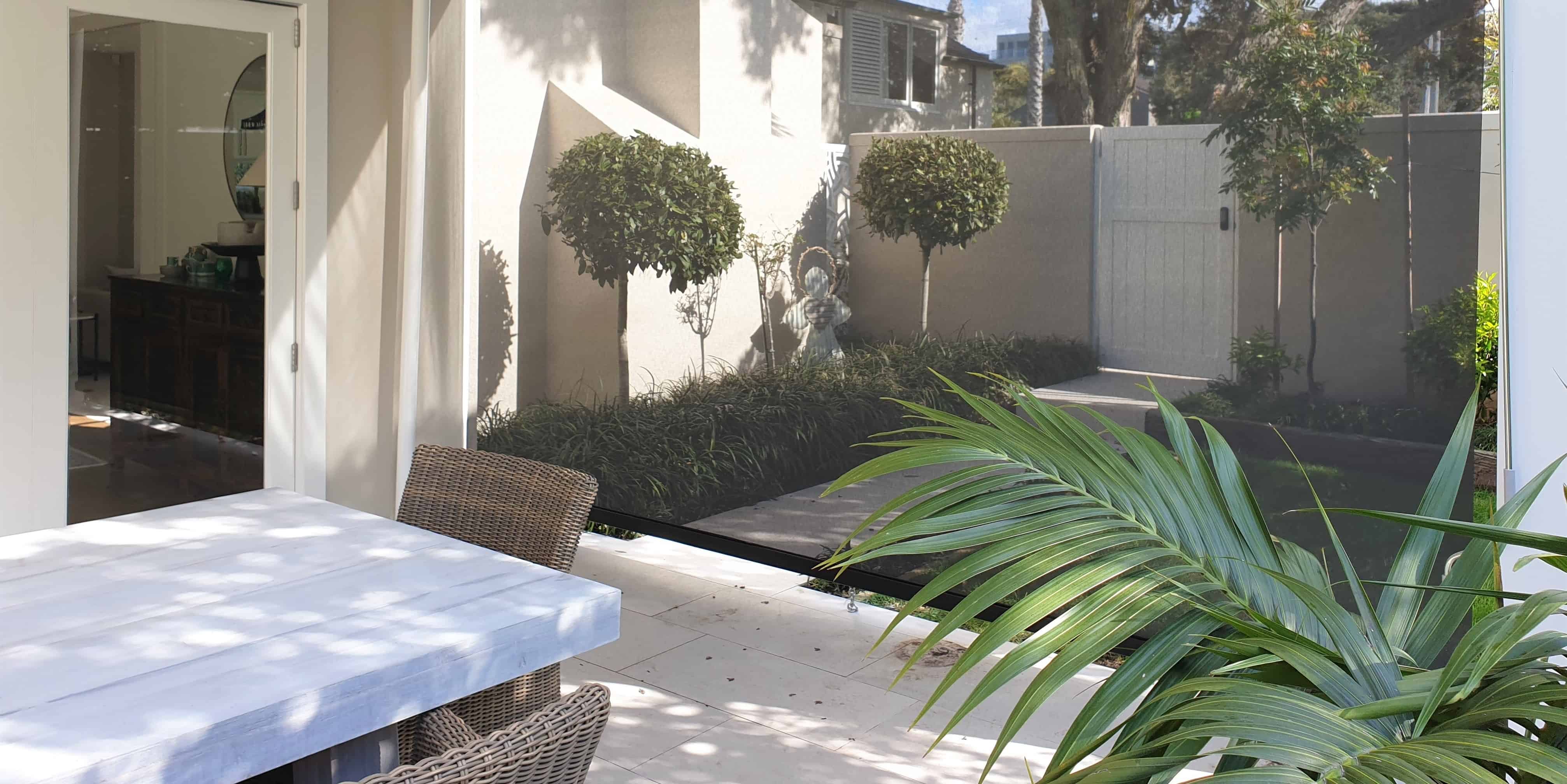 Cafe Screen - Drop Down Outdoor Screens | SunGuard