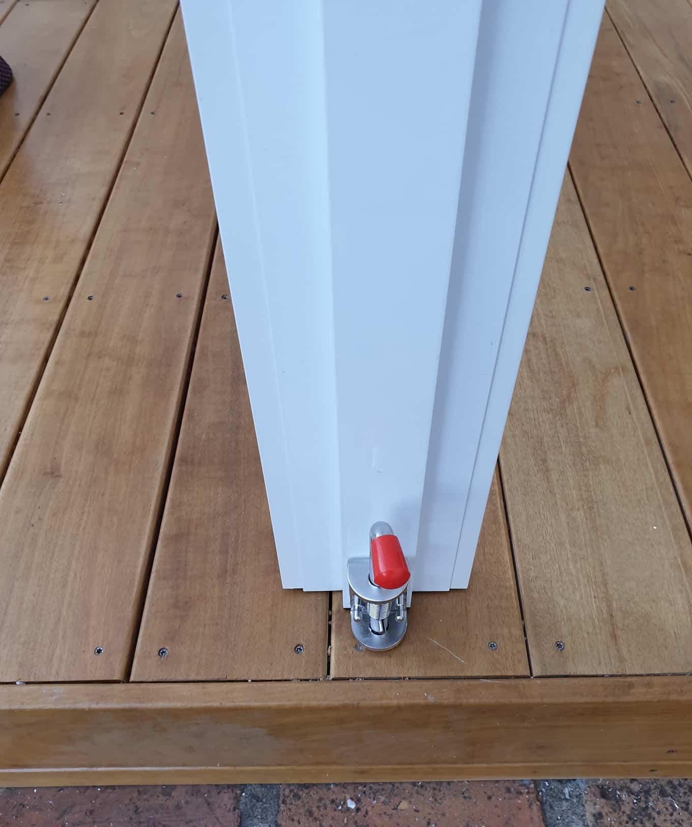 Ziptrak Blinds Auckland - Ziptrak Drop Down Screen NZ | SunGuard