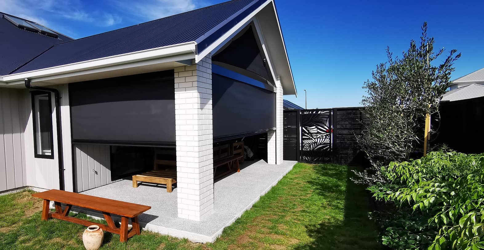 Ziptrak Blinds Auckland - Ziptrak Drop Down Screen NZ | SunGuard