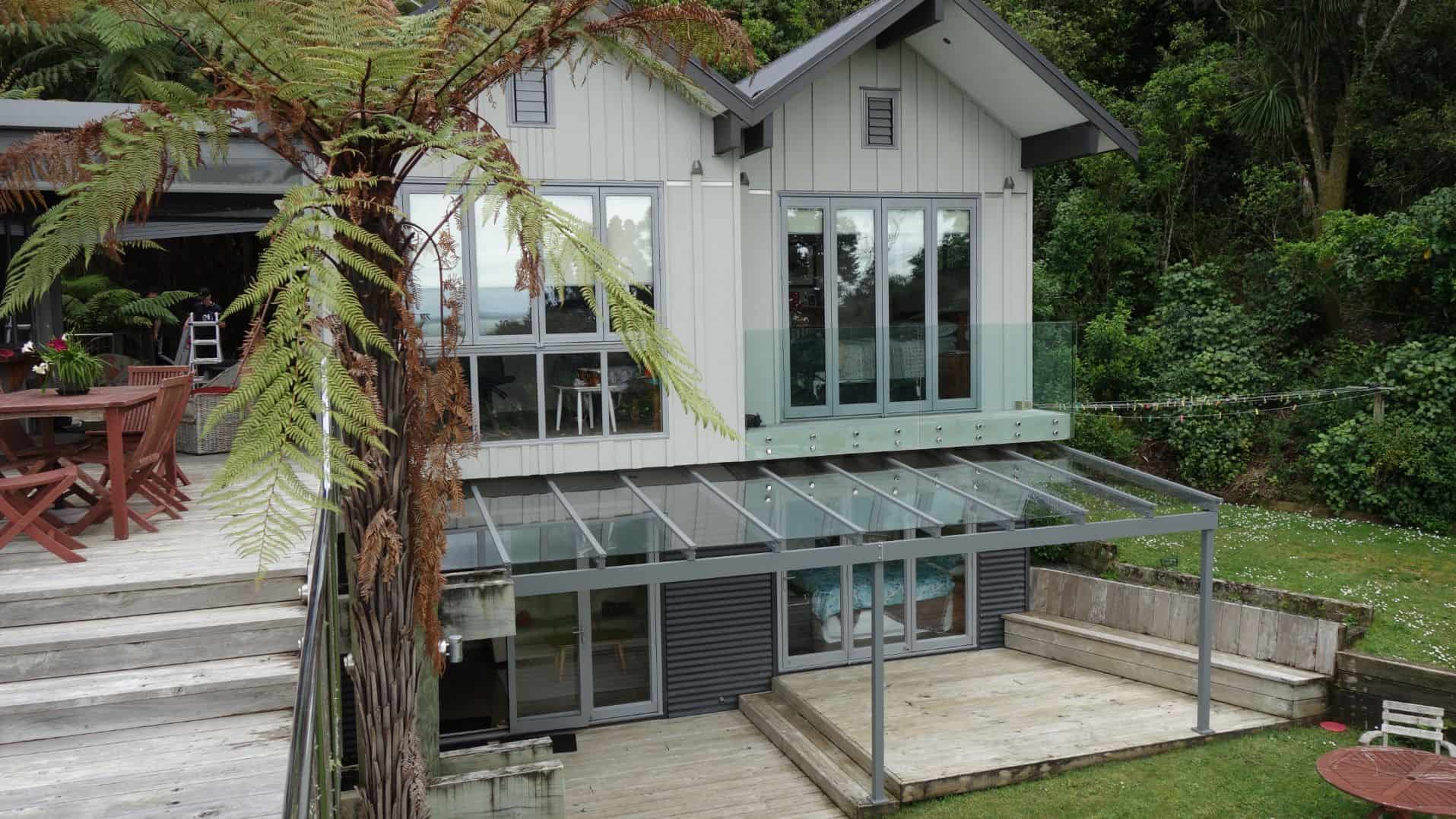 SunGuard ClearVue Pergola Titirangi - Blue Breeze Pergola NZ